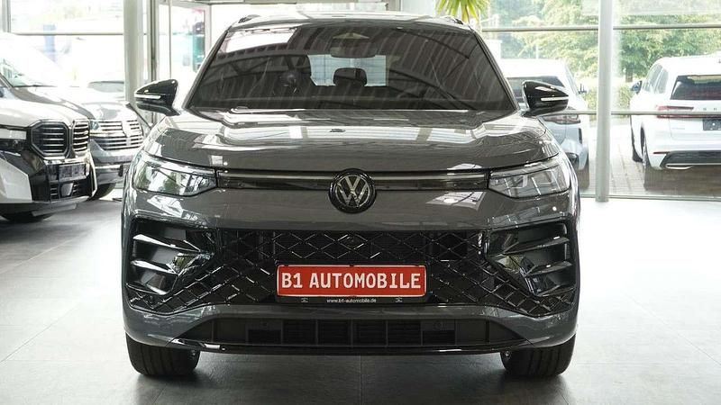 Neu 2025 VW Tayron 193 PS SUV – 57462 Olpe (Händler) – 55.991 ...