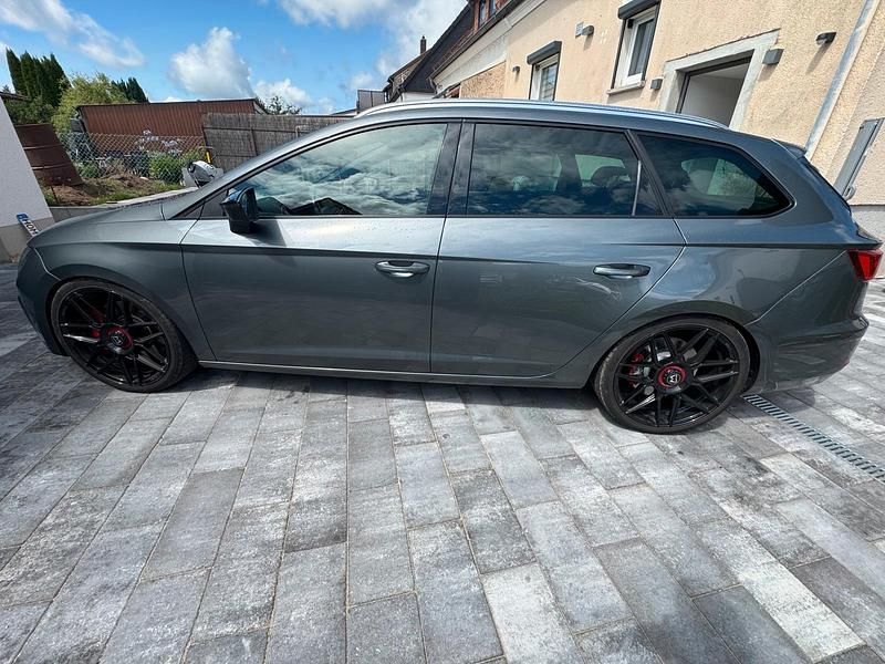 Gebraucht 2018 Cupra Leon 400 PS Kombi – 66424 Saarland - Homburg ...