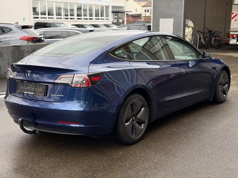 Tesla Gebraucht Preis