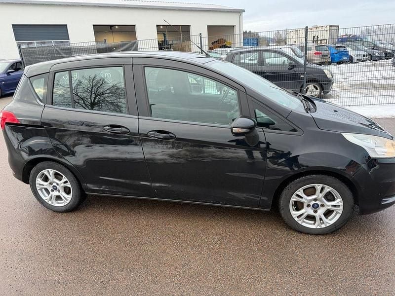 Gebraucht 2017 Ford B-MAX Trend 101 PS Van / Kleinbus – 92436 Bayern ...