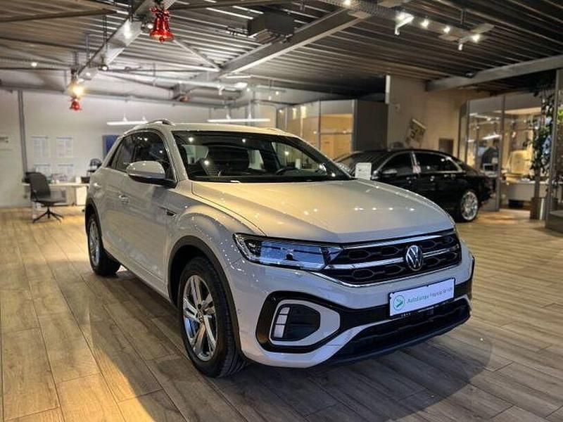 Gebraucht 2022 VW T-Roc R-line 150 PS SUV – Niedersachsen (Händler ...