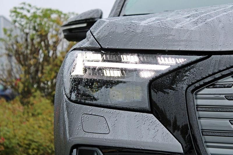 Gebraucht 2022 Audi Q4 e-tron Edition .1 204 PS SUV – 59269 Beckum ...