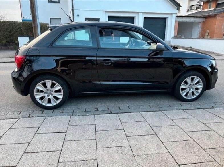 Gebraucht 2012 Audi A1 86 PS Kleinwagen – 86529 Bayern - Schrobenhausen ...