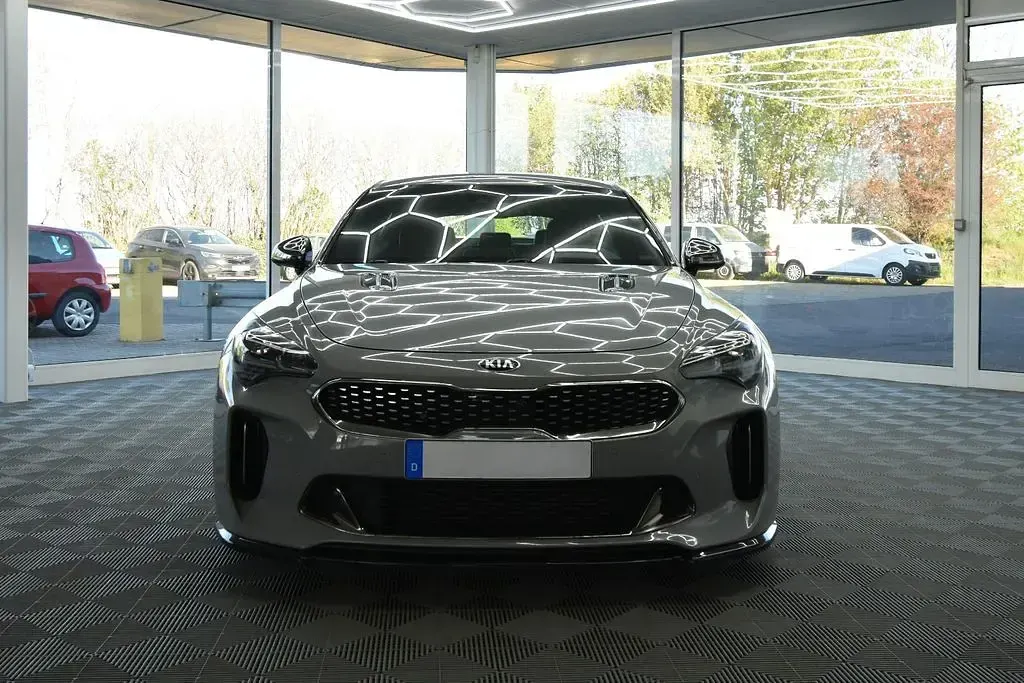Gebraucht Kia Stinger GT 370 PS (2019) in Thüringen - 27.480 € | AutoUncle
