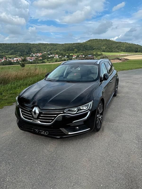 Gebraucht 2017 Renault Talisman Initiale Paris 200 PS Kombi – 91336 ...