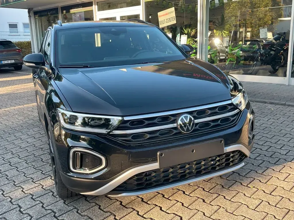 Neu VW T-Roc 150 PS (2026) - 35.885 € | AutoUncle