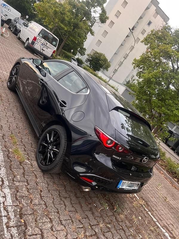Gebraucht 2024 Mazda 3 Exclusive-Line 186 PS Limousine – 67117 ...