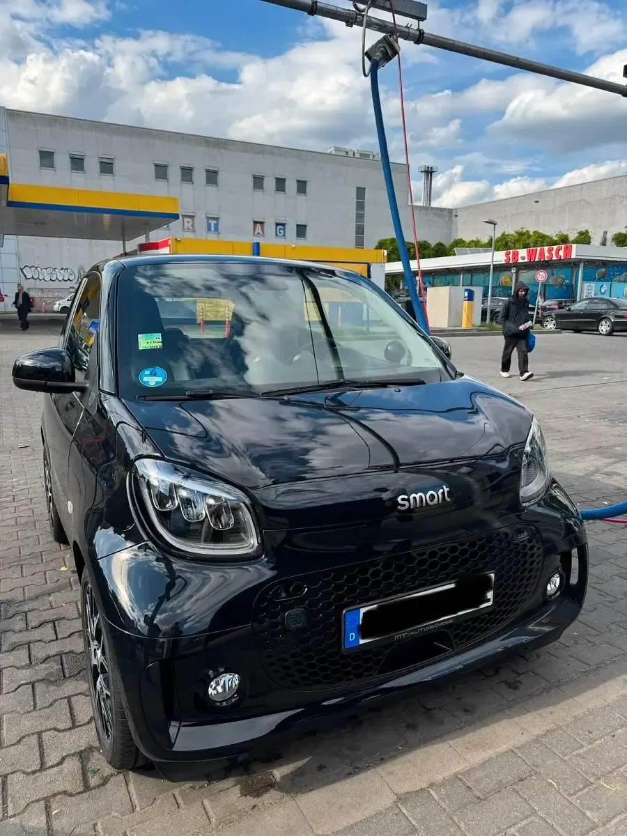 Gebraucht Smart ForTwo Electric Drive 82 PS (2020) in Berlin - Mitte ...
