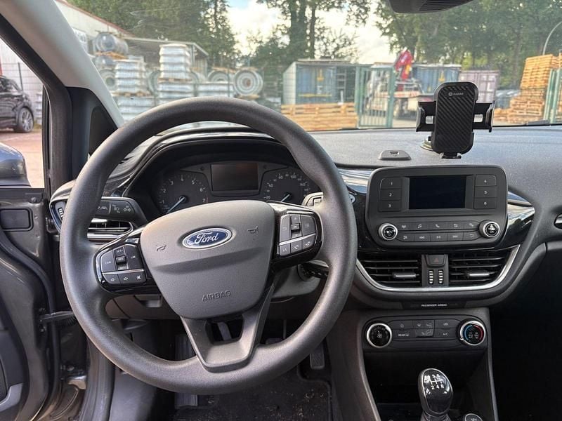 Gebraucht 2018 Ford Fiesta Cool & Connect 71 PS Kleinwagen – 49479 ...