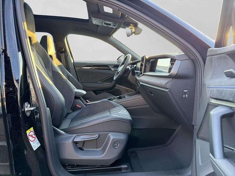 Gebraucht 2025 VW Tayron R-line 193 PS SUV – Nordrhein-Westfalen ...