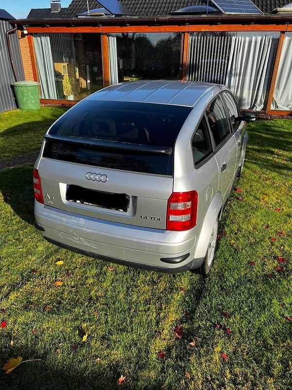 Gebraucht 2000 Audi A2 75 PS Kleinwagen – 26197 Niedersachsen ...