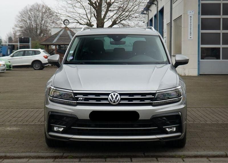 Gebraucht 2019 VW Tiguan Highline 150 PS SUV – Baden-Württemberg ...