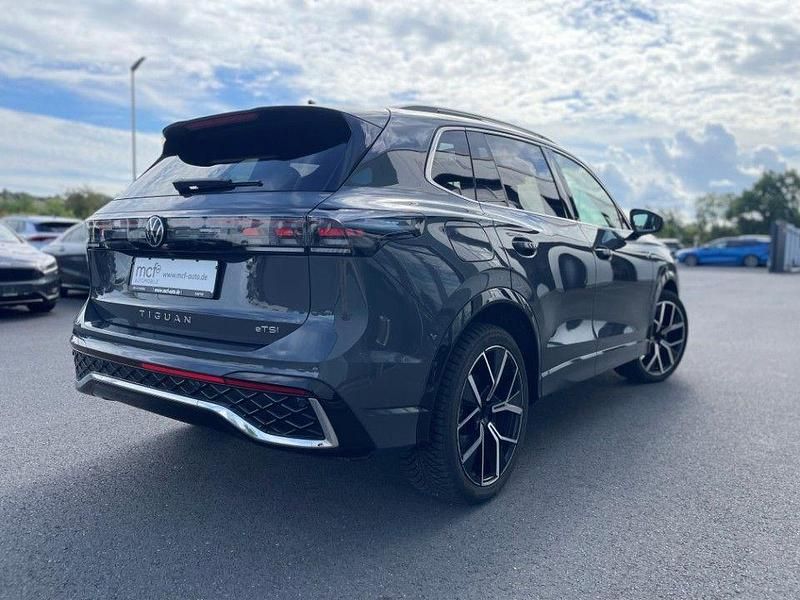 Gebraucht 2024 VW Tiguan R-line 150 PS SUV – 99768 Harztor - Harztor ...