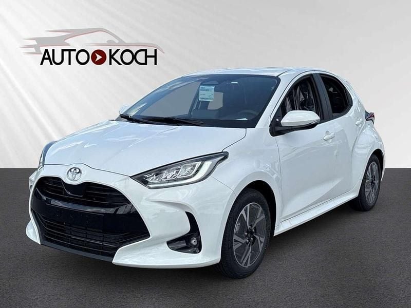 Fabelhafte Toyota Yaris Neu Bildernull