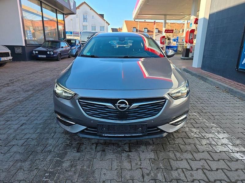 Gebraucht 2017 Opel Insignia Innovation 170 PS Kombi – Bayern (Händler ...