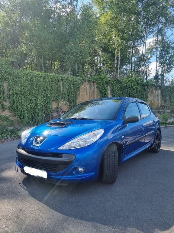 Gebraucht 2011 Peugeot 206+ Urban Move 75 PS Kleinwagen – 45478 ...