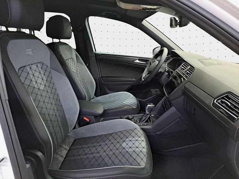 Gebraucht 2025 VW Tiguan Allspace IQ Drive 190 PS SUV – Bayern (Händler ...