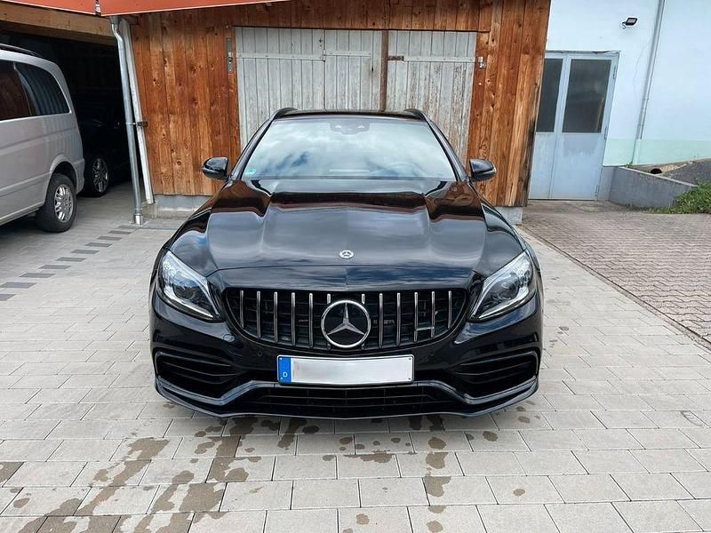 Gebraucht 2020 Mercedes C63 AMG AMG 476 PS Limousine – Baden ...