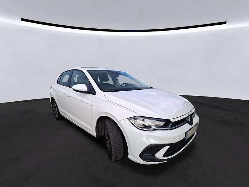 Gebraucht 2022 VW Polo Life 95 PS Limousine – 38159 Niedersachsen ...