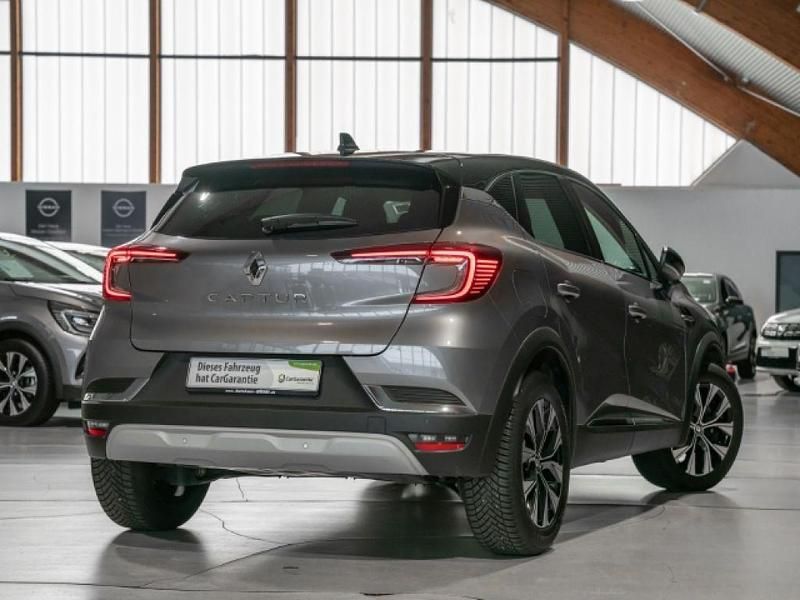 Gebraucht 2022 Renault Captur Techno 158 PS SUV – 21339 Lüneburg ...