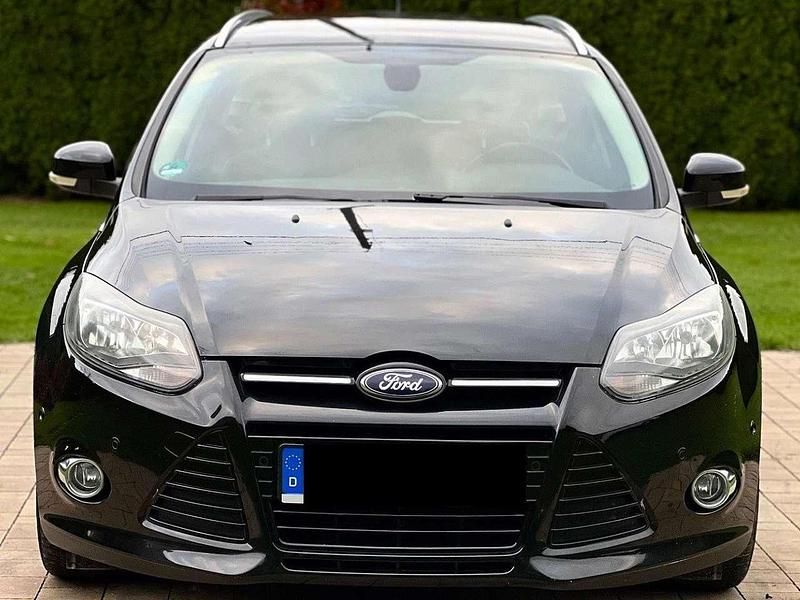 Gebraucht 2013 Ford Focus Titanium 150 PS Kombi – 76669 Bad Schönborn ...
