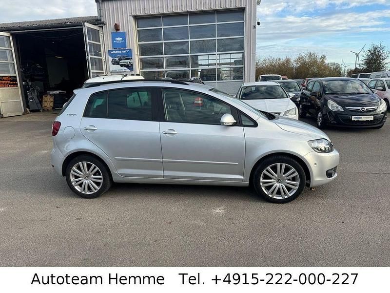Gebraucht 2011 VW Golf VI Team 105 PS Limousine – Schleswig-Holstein ...
