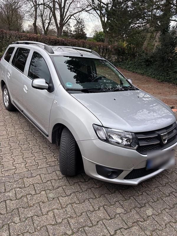 Gebraucht 2015 Dacia Logan MCV Lauréate 90 PS Kombi – 41564 Nordrhein ...