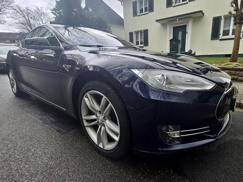 Schone Tesla Gebraucht Preis Bilder