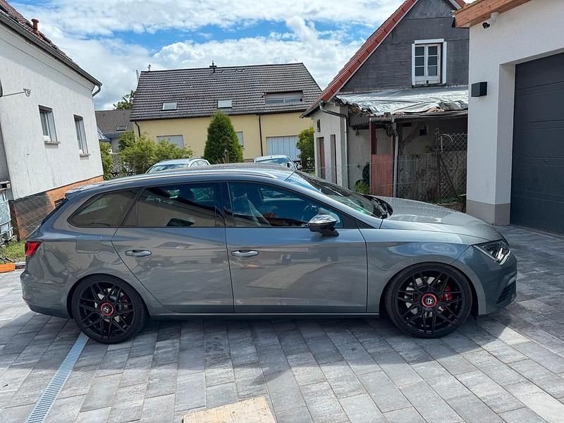 Gebraucht 2018 Cupra Leon 400 PS Kombi – 66424 Saarland - Homburg ...