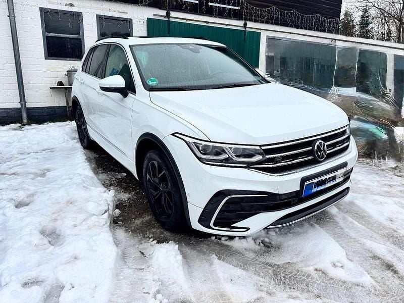 Gebraucht 2022 VW Tiguan R-line 245 PS SUV – Nordrhein-Westfalen ...