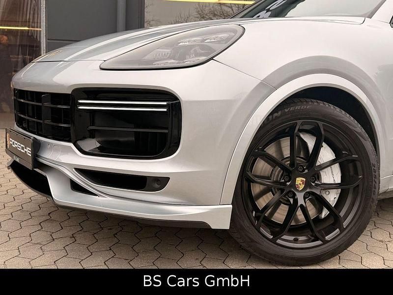 Gebraucht 2019 Porsche Cayenne Turbo 549 PS SUV – 90513 Bayern ...