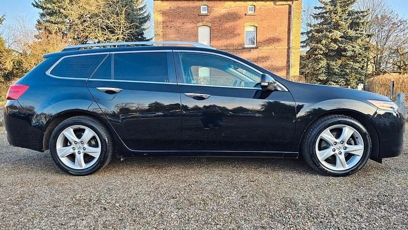 Gebraucht 2011 Honda Accord Elegance 156 PS Kombi – Sachsen (Händler ...