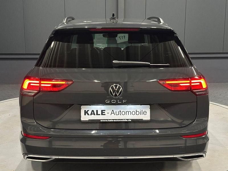 Gebraucht 2022 VW Golf VIII Style 150 PS Kombi – Niedersachsen (Händler ...