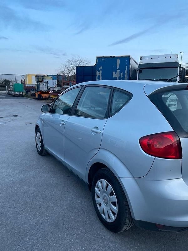 Gebraucht 2011 Seat Altea 102 PS Limousine – 40789 Nordrhein-Westfalen ...