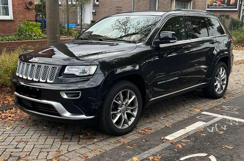 Gebraucht 2016 Jeep Grand Cherokee Summit 250 PS SUV – Niedersachsen ...