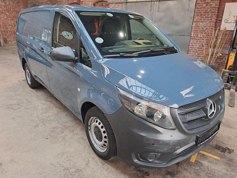 Gebraucht 2020 Mercedes Vito 102 PS Van – Nordrhein-Westfalen (Händler ...