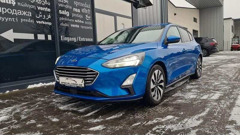 Gebraucht 2021 Ford Focus 120 PS Limousine – Hessen (Händler) – 12.990 ...