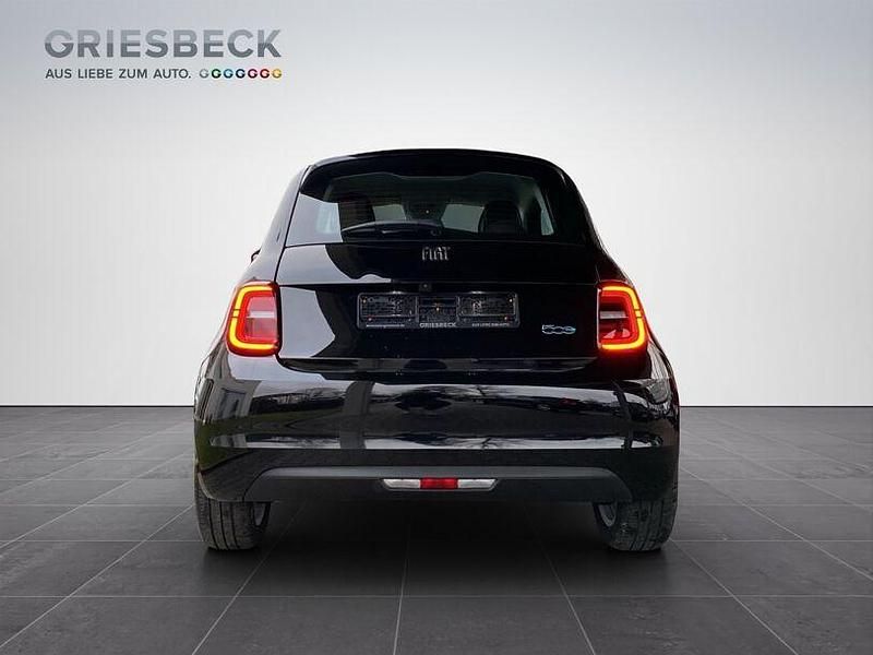 Gebraucht 2022 Fiat 500e Icon 118 PS Limousine – Bayern (Händler) – 18. ...