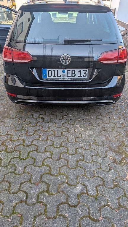 Gebraucht 2019 VW Golf VII IQ Drive 116 PS Kombi – 35764 Hessen - Sinn ...