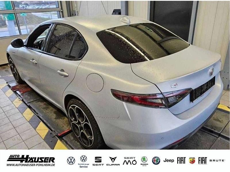 Gebraucht 2023 Alfa Romeo Giulia Competizione 280 PS Limousine – 35415 ...