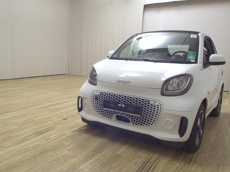 Gebraucht 2022 Smart ForTwo Electric Drive Passion 82 PS Kleinwagen ...