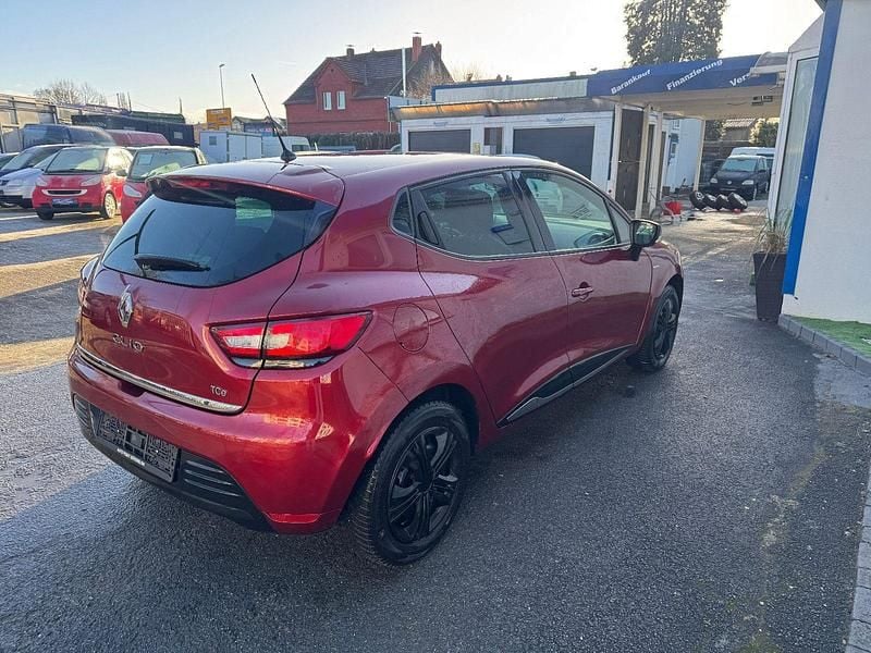 Gebraucht 2017 Renault Clio IV Expression 73 PS Kleinwagen – 33330 ...