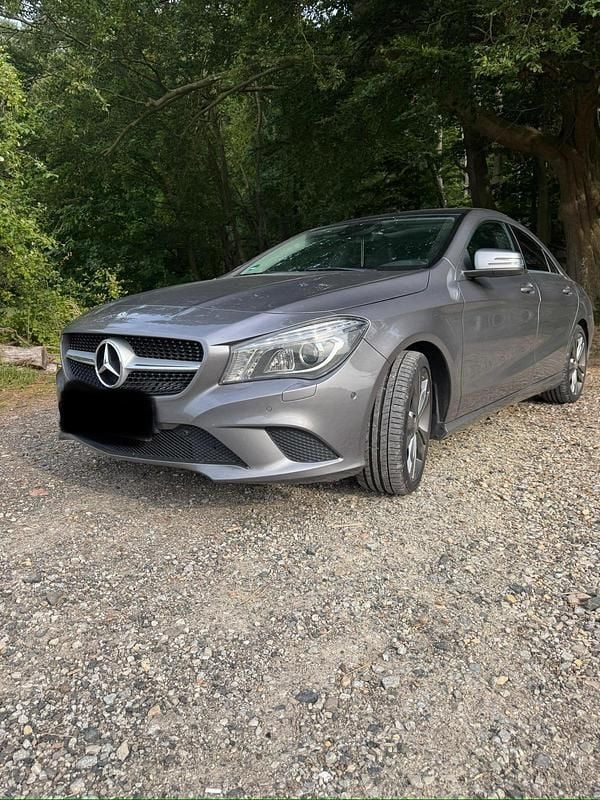 Gebraucht 2015 Mercedes CLA200 Urban 156 PS Coupé – 37079 Niedersachsen ...