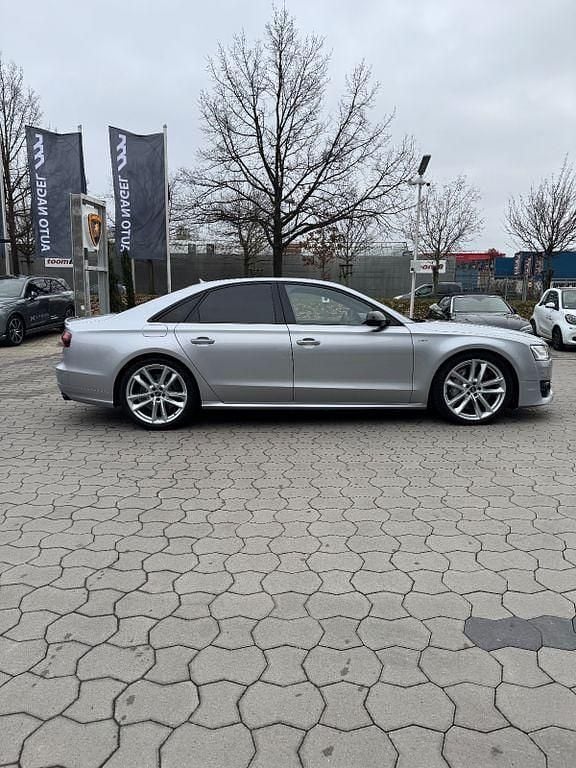 Gebraucht 2016 Audi S8 plus Ambiente 605 PS Limousine – 30926 ...