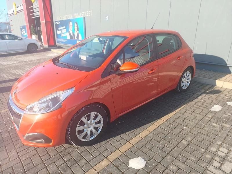 Gebraucht 2016 Peugeot 208 Access 74 PS Kleinwagen – 91056 Bayern ...