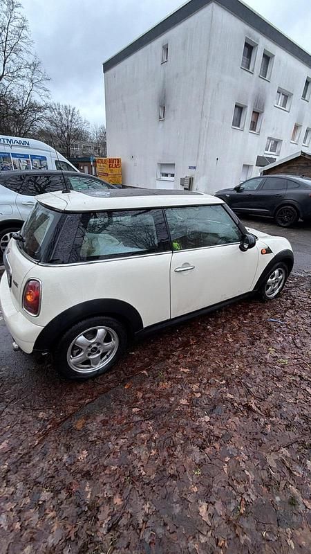 Gebraucht 2007 Mini Cooper 105 PS Kleinwagen – 47445 Nordrhein ...