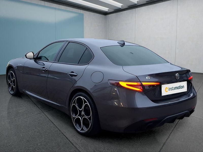 Gebraucht 2023 Alfa Romeo Giulia Veloce 280 PS Limousine – 80636 ...