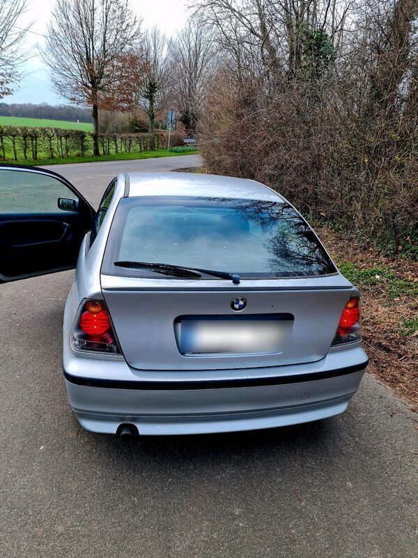 Gebraucht 2003 BMW 316 Compact 1.8 Benzin 116 PS (2.200 €) | 52511 ...