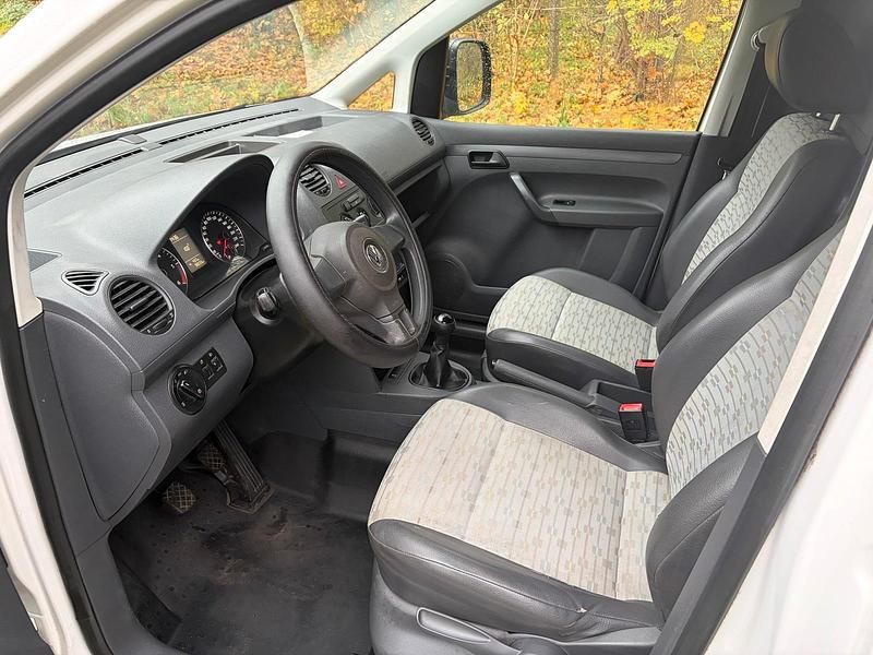 Gebraucht 2012 VW Caddy 75 PS Van / Kleinbus – 16833 Brandenburg ...