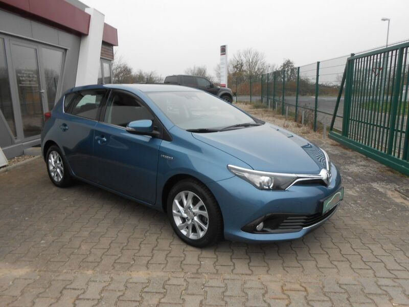 Toyota Auris Hybrid Gebraucht